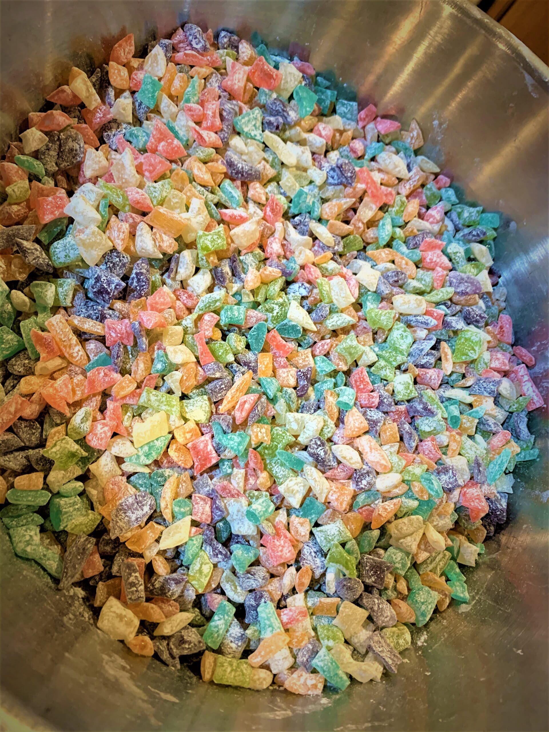 Christmas Hard Rock Glass Candy - Wholesome Farmhouse Recipes