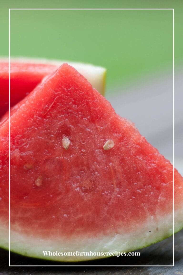 How to Pick a Ripe Watermelon That's Sweet and Ripe - Wholesome ...