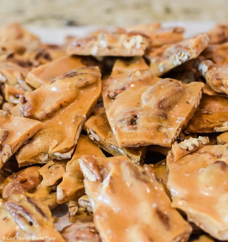 A Festive Collection of Easy Pecan Christmas Recipes - Wholesome ...